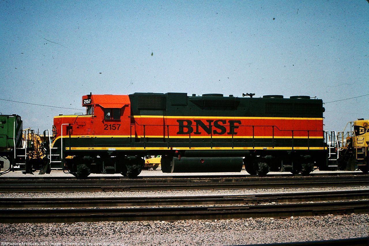 BNSF 2157